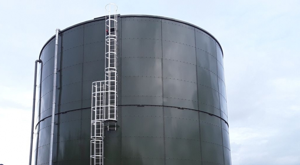 Ladders & Safety Cages | Climate, Inc.